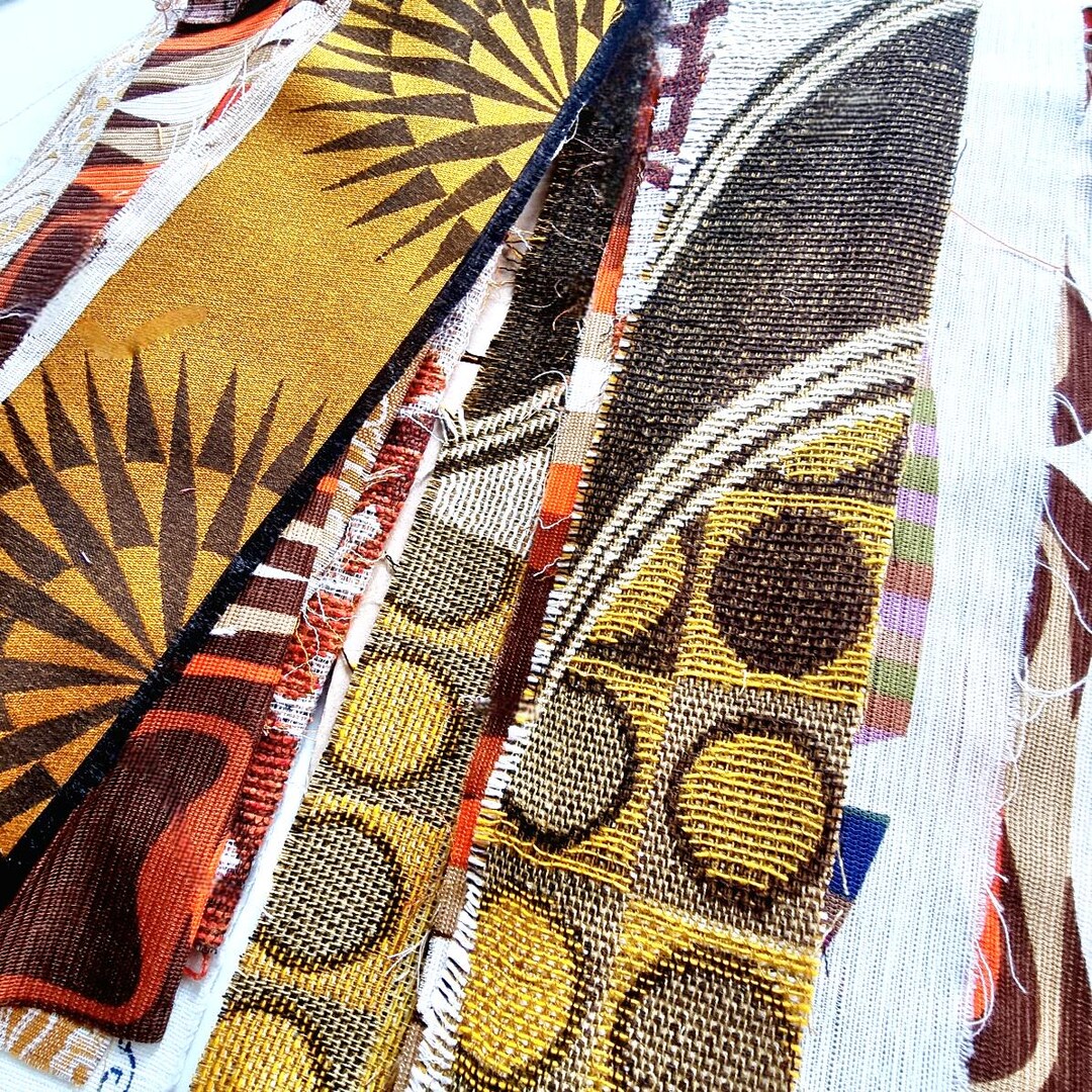 70s DIY Bundle Vintage Pop Art Fabric Scraps Fabric Flowers Geometric ...