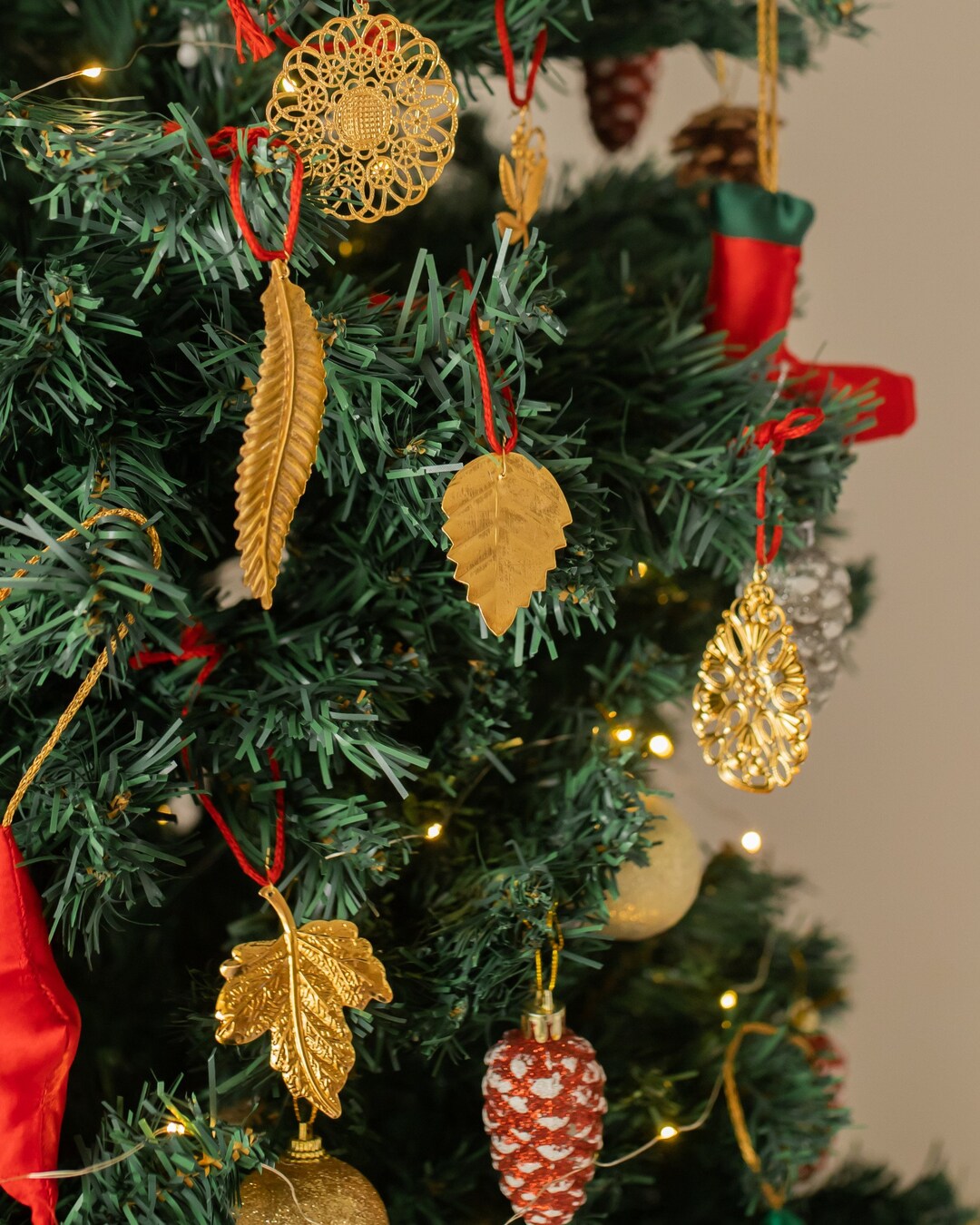 Gold Metal Maple Leaf Christmas Ornament Set of 2, Christmas Tree ...