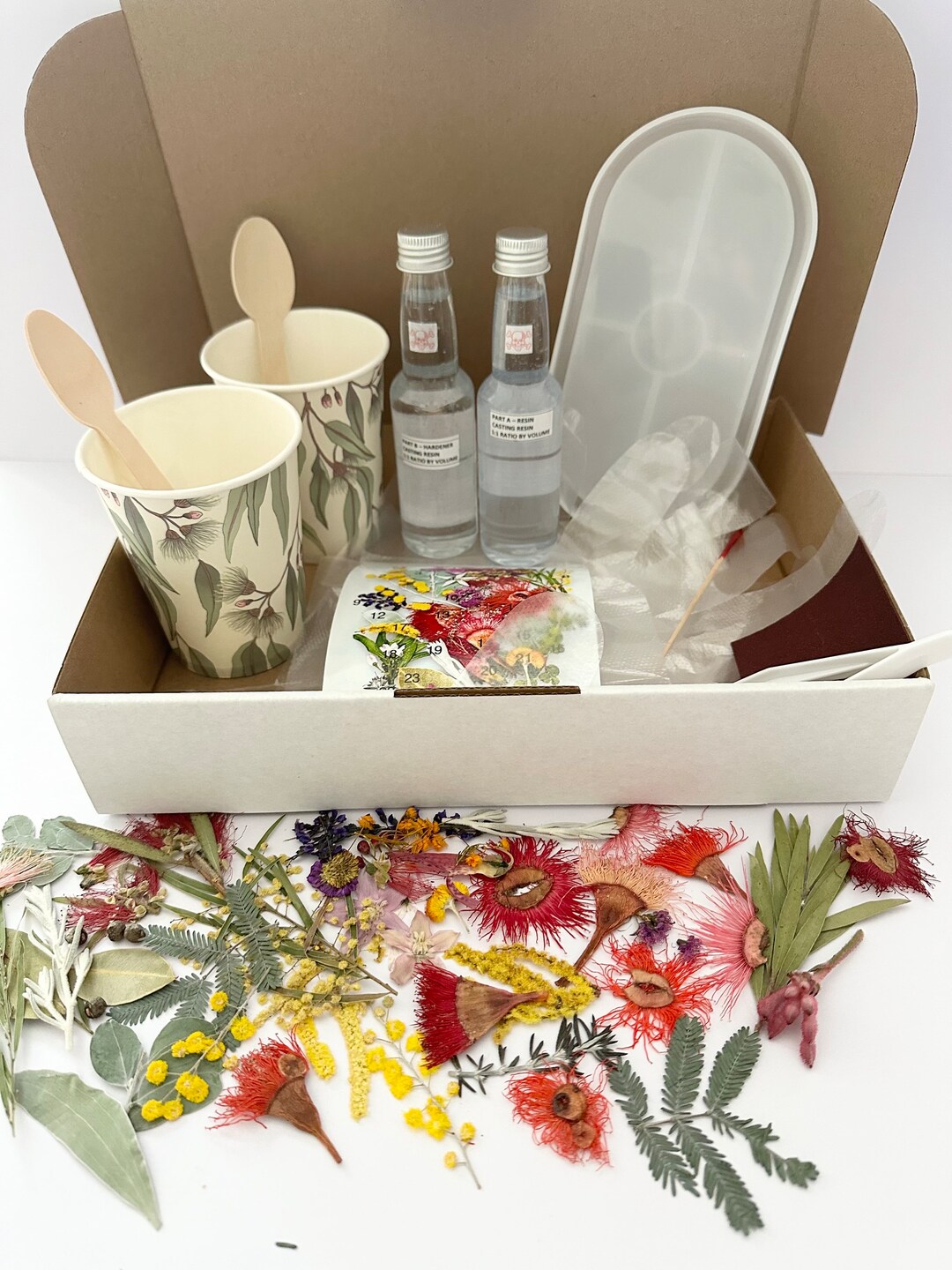 CRAFT KIT Make Your Own Native Australian Flowers Resin DISH - Etsy ...