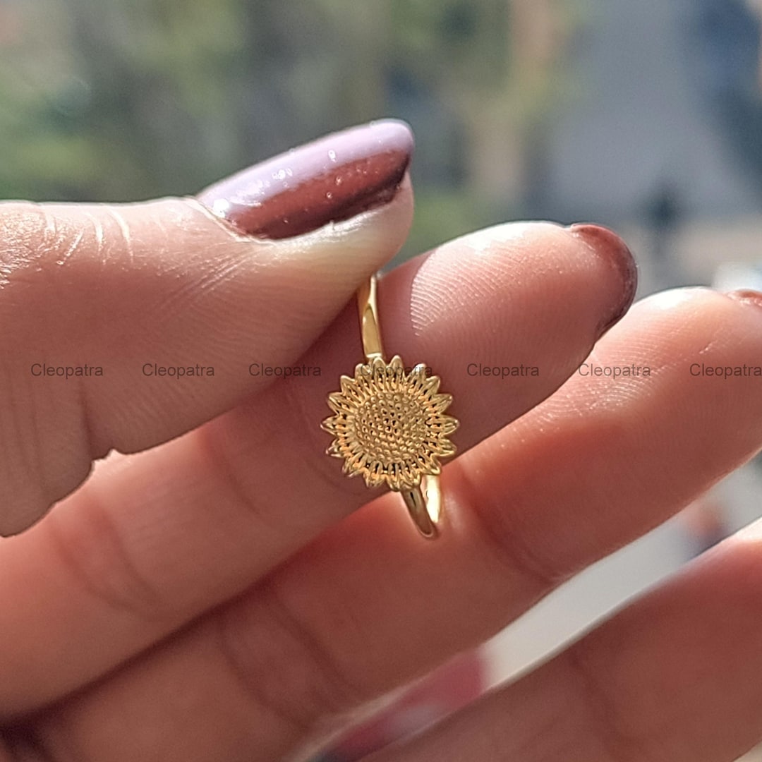 10K Yellow Gold Sunflower Ring: Floral Wedding Band - Etsy