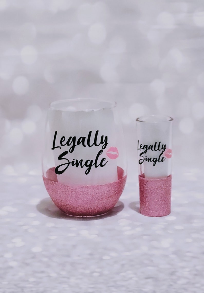 6 Budget-Friendly Divorce Party Ideas to Kickstart Your Single Girl Era