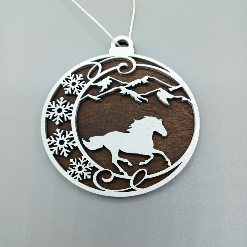 Horse Themed Gifts - 60+ Gift Ideas for 2024
