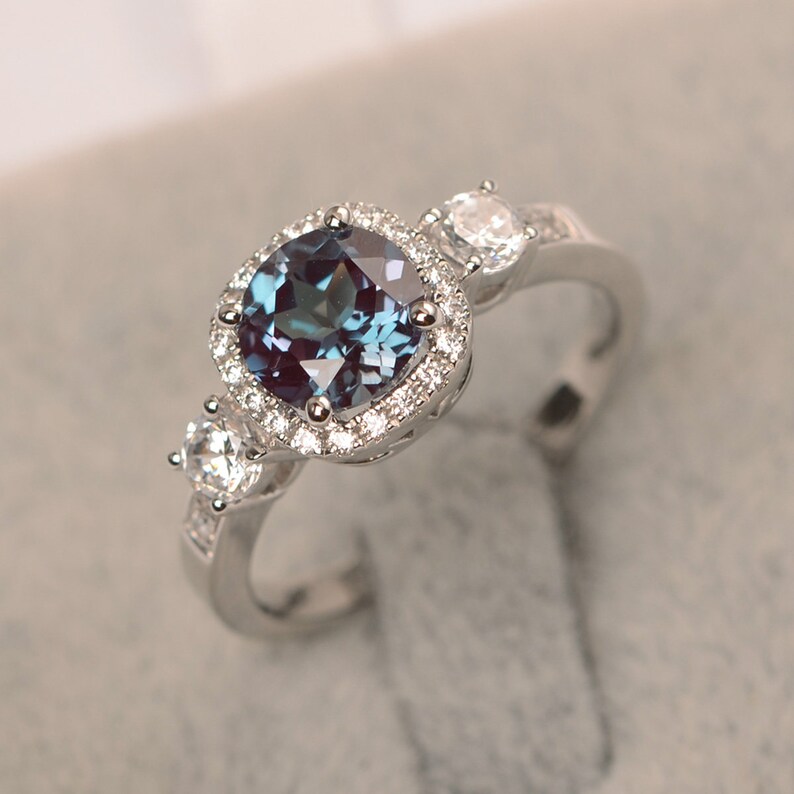Vintage Alexandrite Engagement Ring Round Halo Ring Color - Etsy