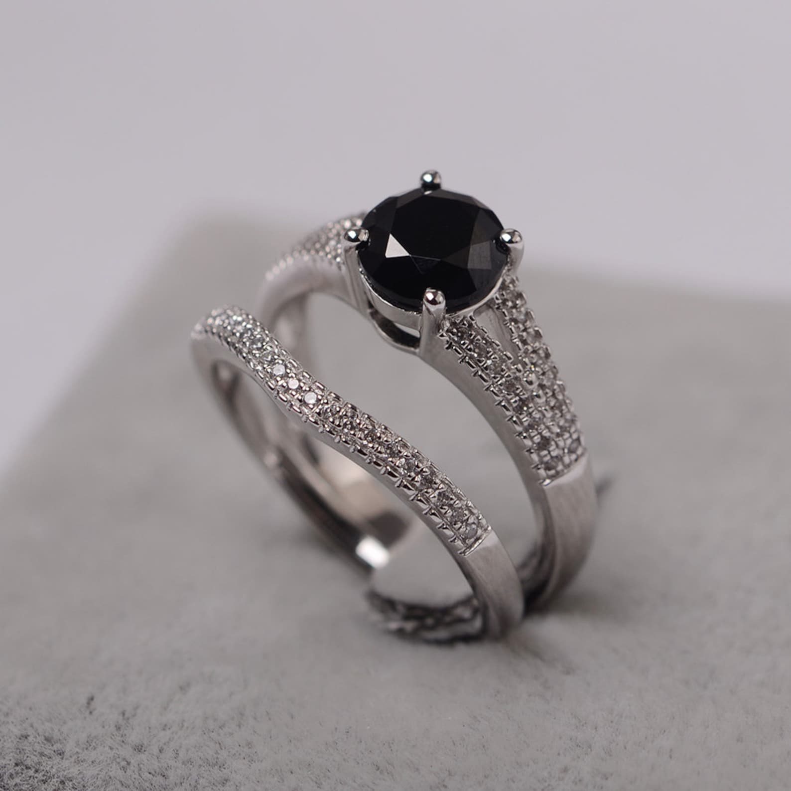 Black Spinel Ring Round Cut Stone Ring for Women Black - Etsy
