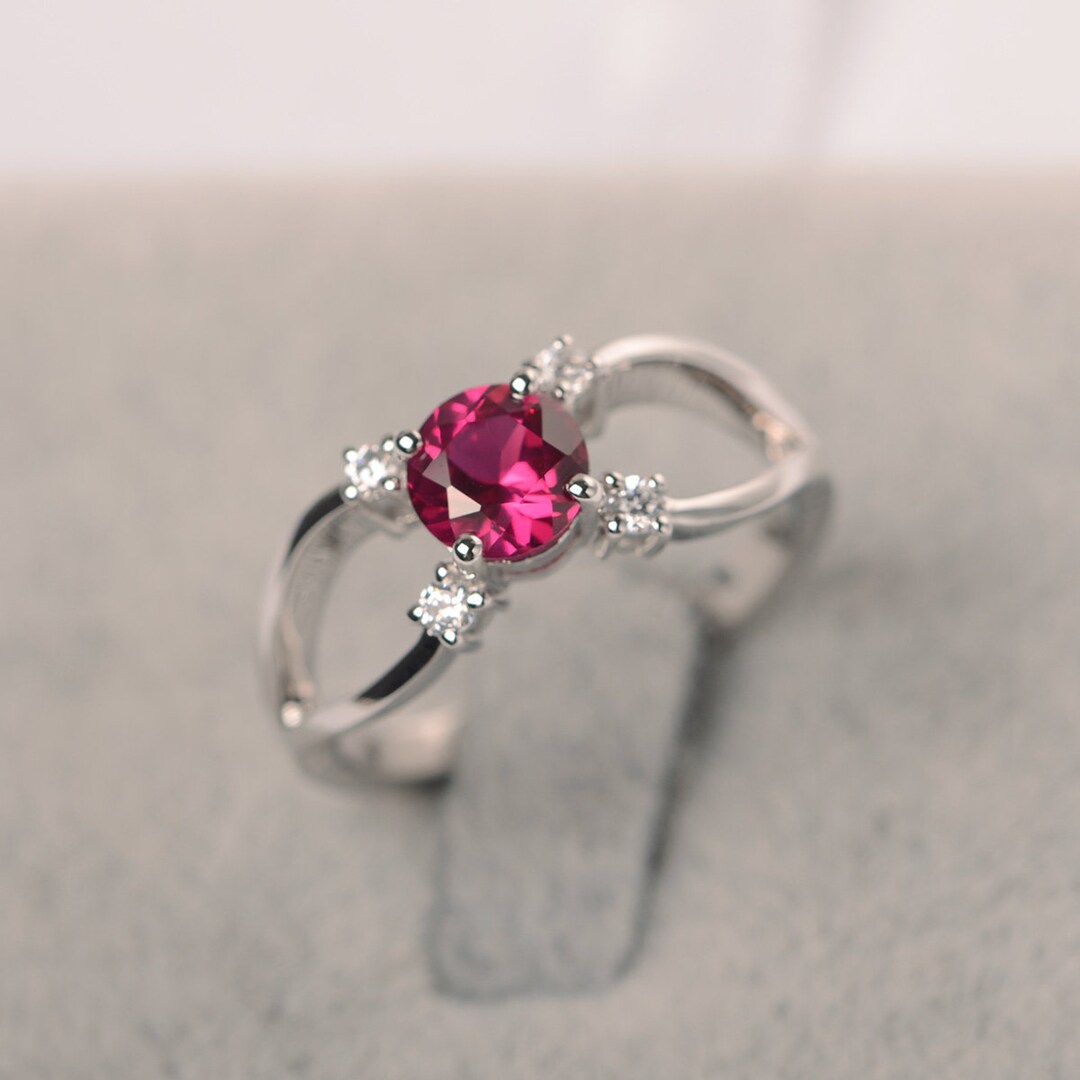 Red Ruby Ring Round Cut Engagement Ring July Birthstone Ring Prong Set ...