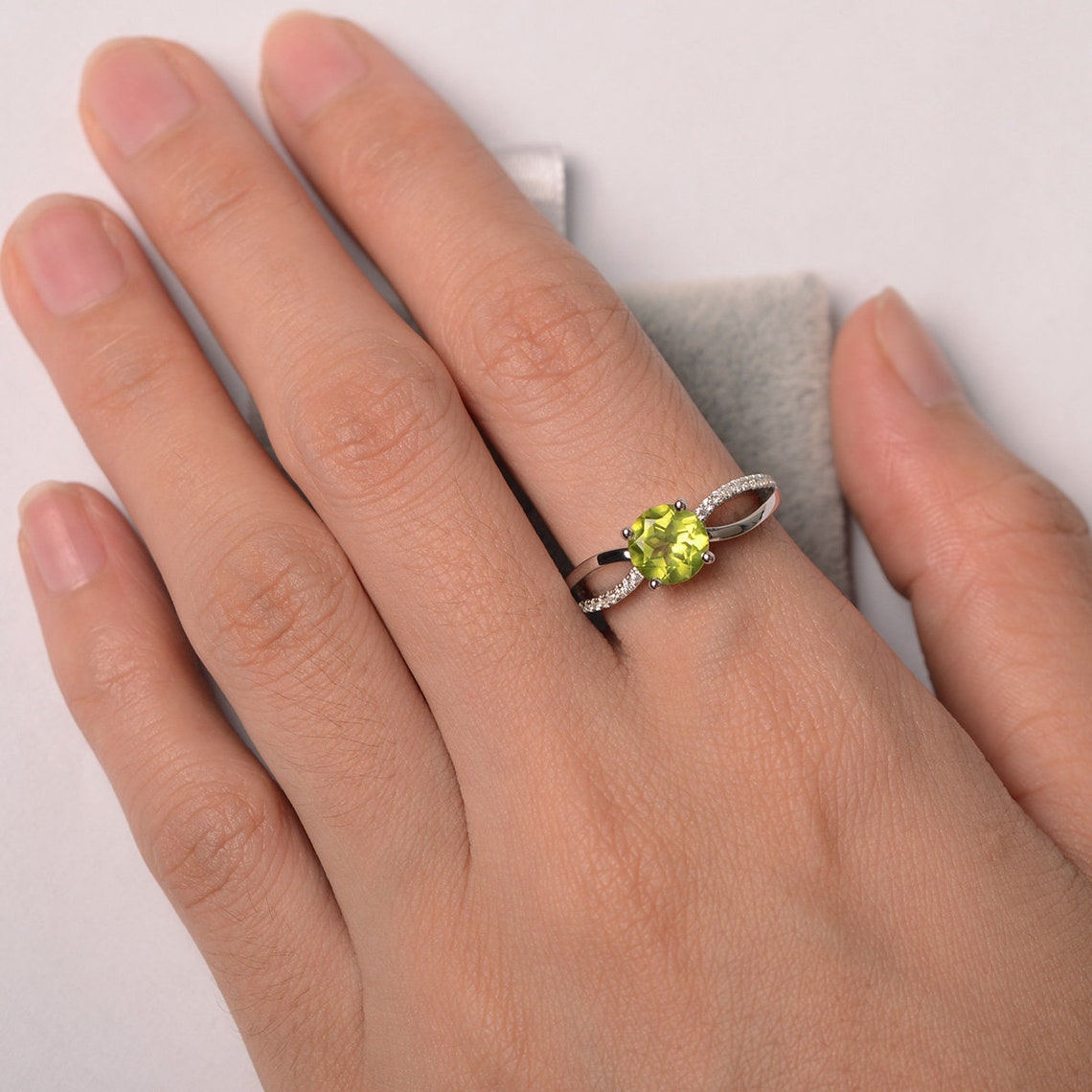 Peridot Ring Silver August Birthstone Ring Elegant Anniversary - Etsy