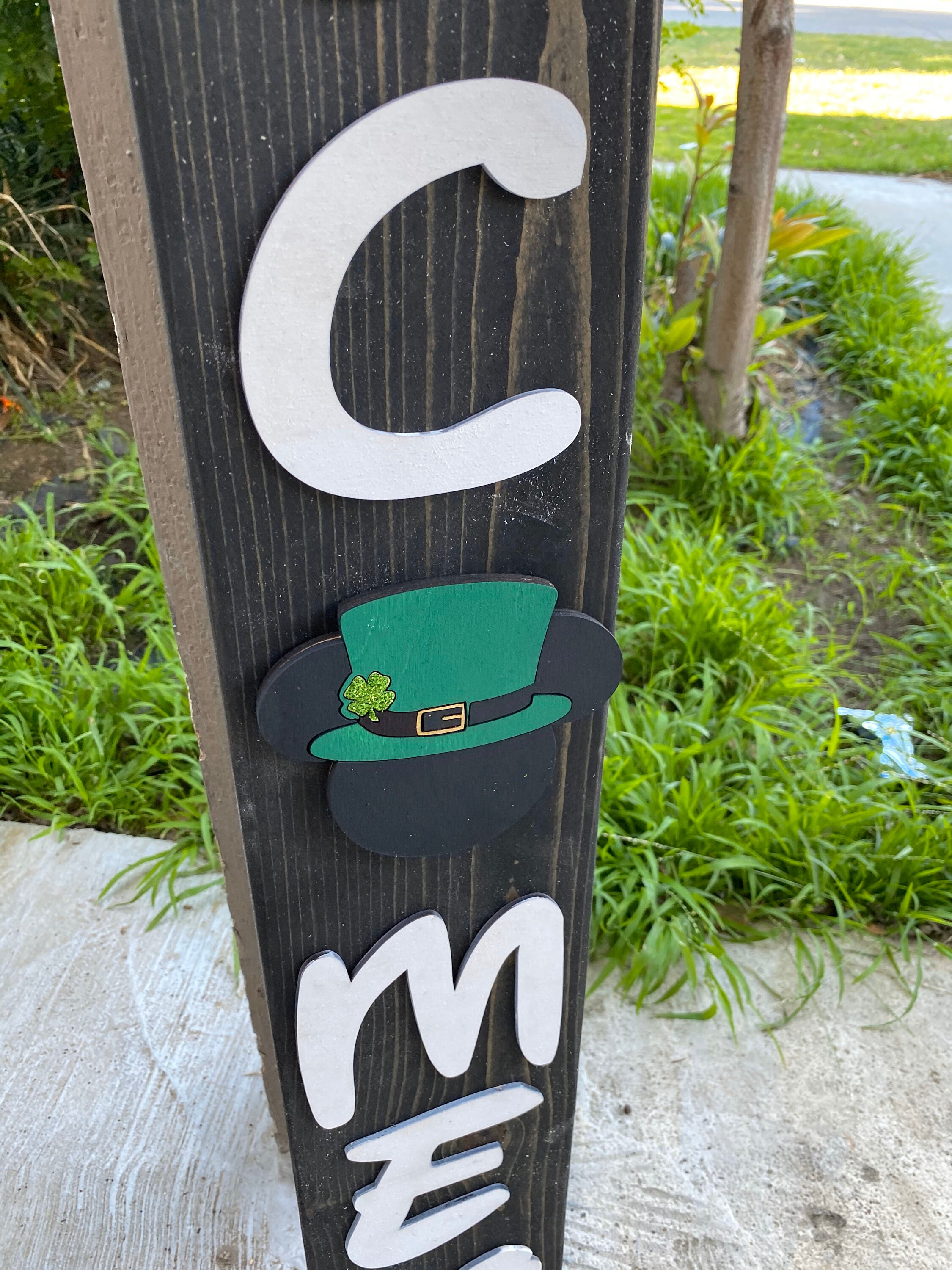 Mickey Mouse Inspired Interchangeable Seasons Welcome Sign - Etsy Canada