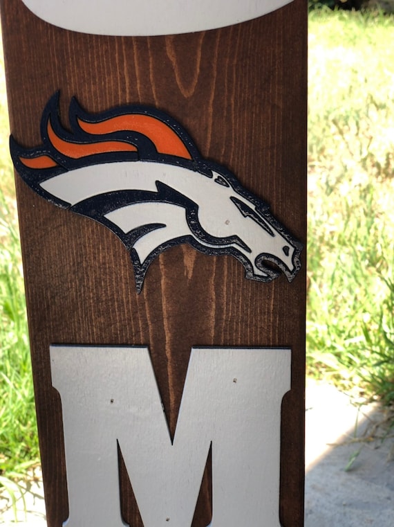 Broncos Sign