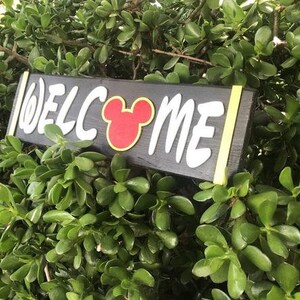 Disney Inspired Rustic Wood Welcome Sign Mickey Mouse - Etsy