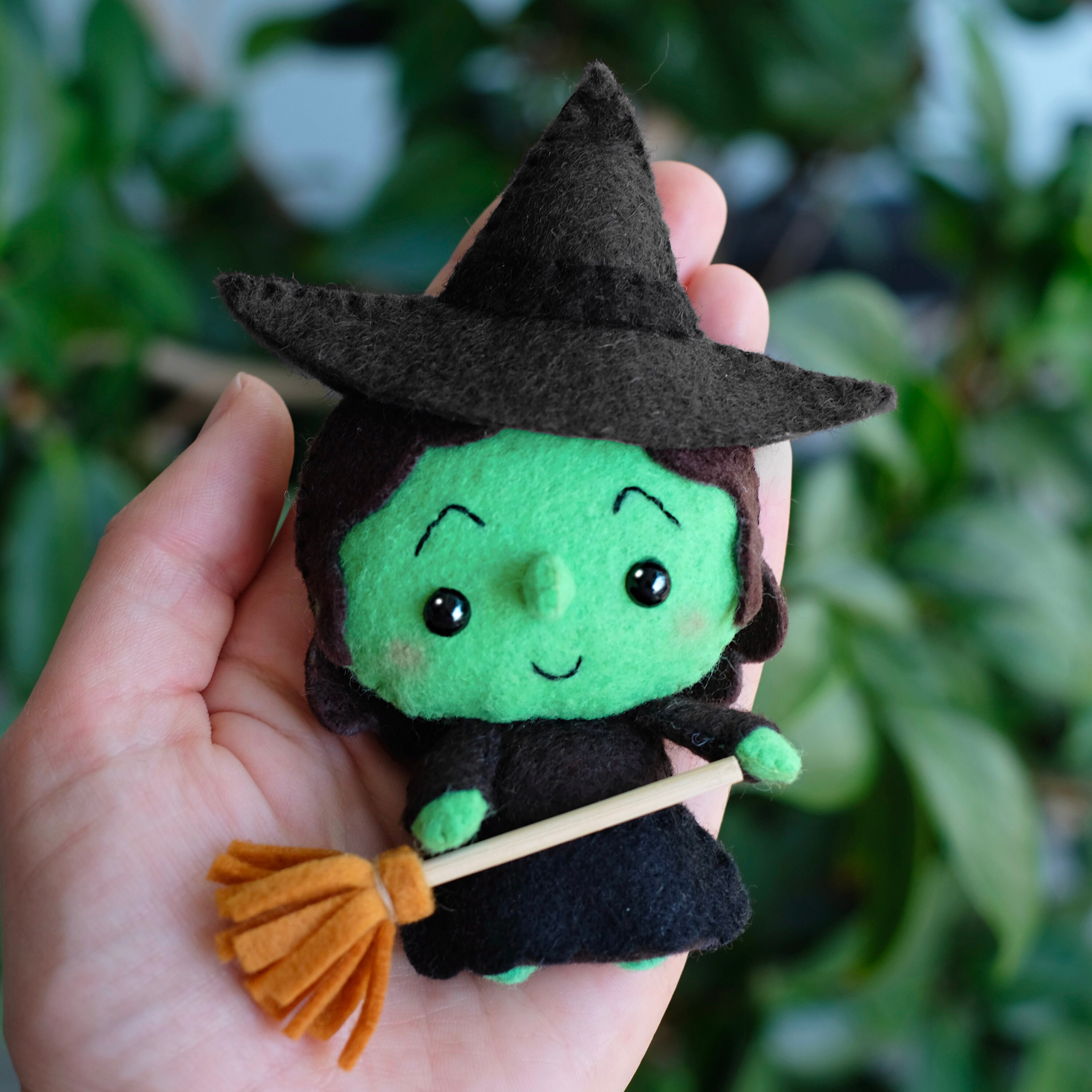 Wicked Witch Felt Toy Sewing Pattern: Elphaba Doll, Wizard of Oz (PDF ...