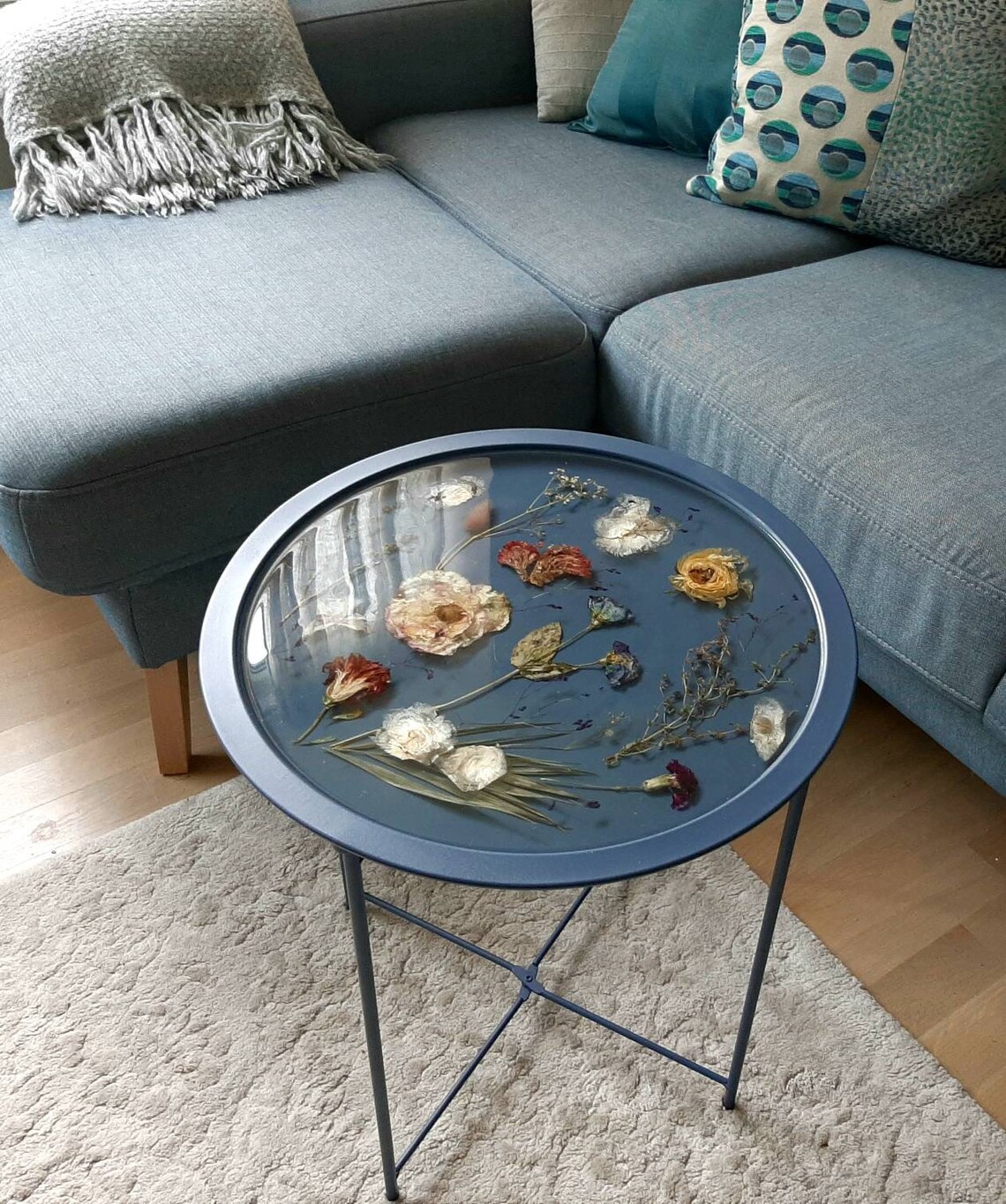 Resin Coffee Table Round Side Metal Blue Table With Natural Flowers - Etsy