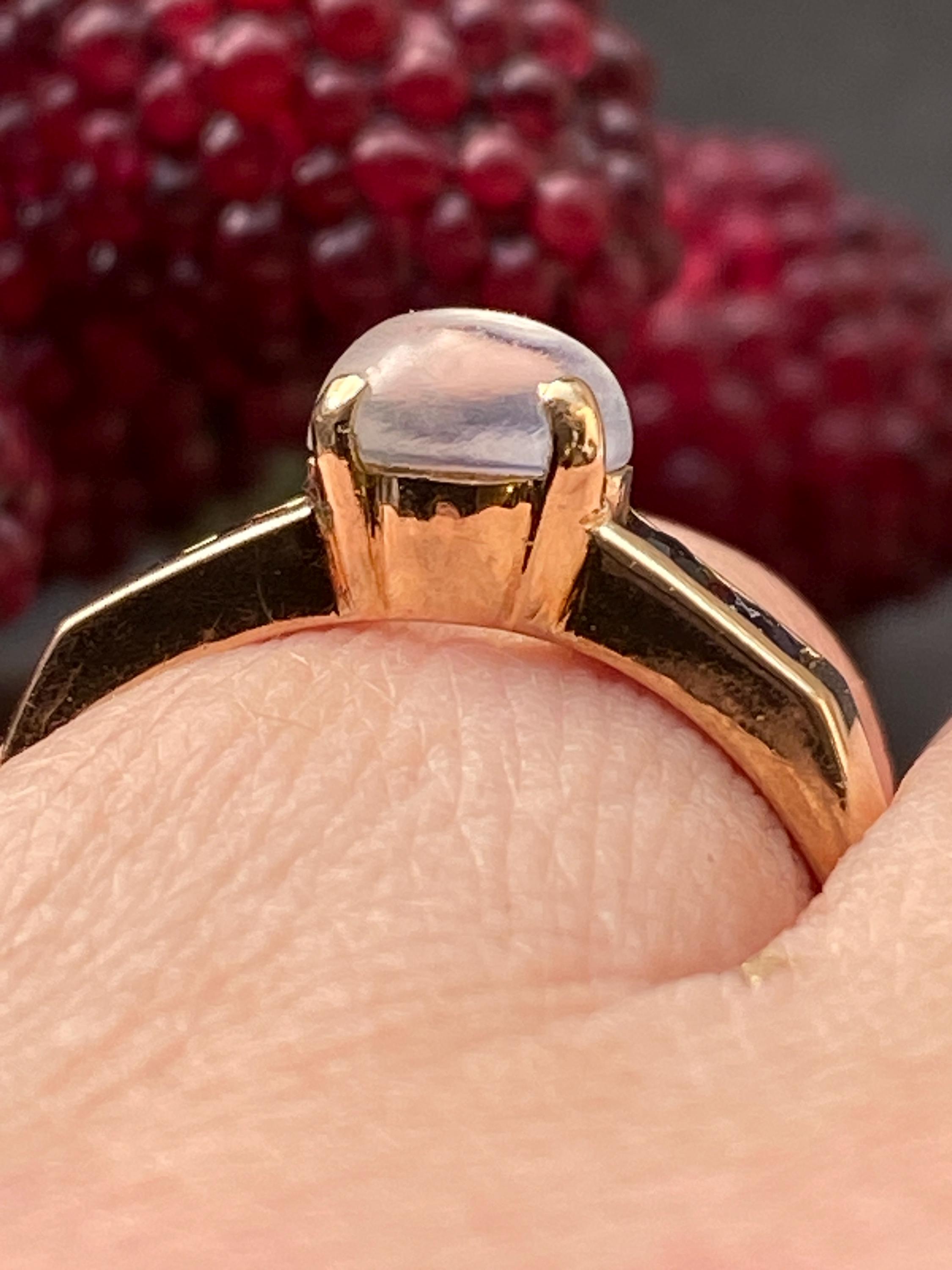14ct Gold Pool of Light Moonstone Ring With Sapphire - Size 9.5 US - Etsy