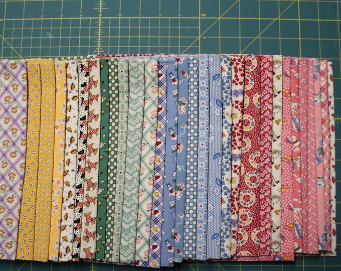 30 AUNT GRACE 15th ANNIVERSARY Edition 1930's Fat Quarters (18x22") by ...