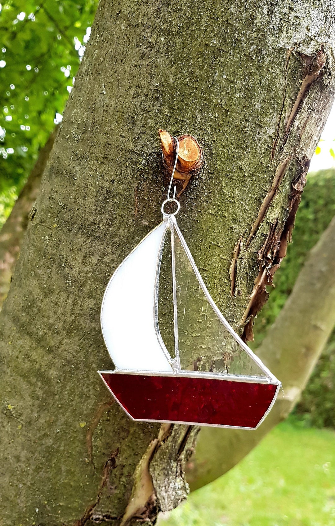 Segelschiffe aus Glas in vielen verschiedenen Farben in Tiffanytechnik ...