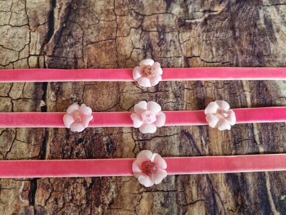 Small Cherry Blossum Dnd Small Choker - Etsy