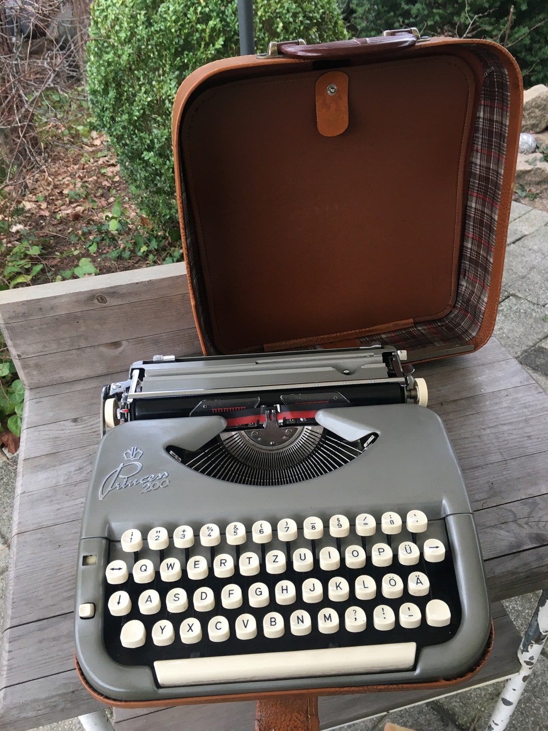 Vintage Typewriter Princess 200 Silver-grey- Metallic in Brown Case ...