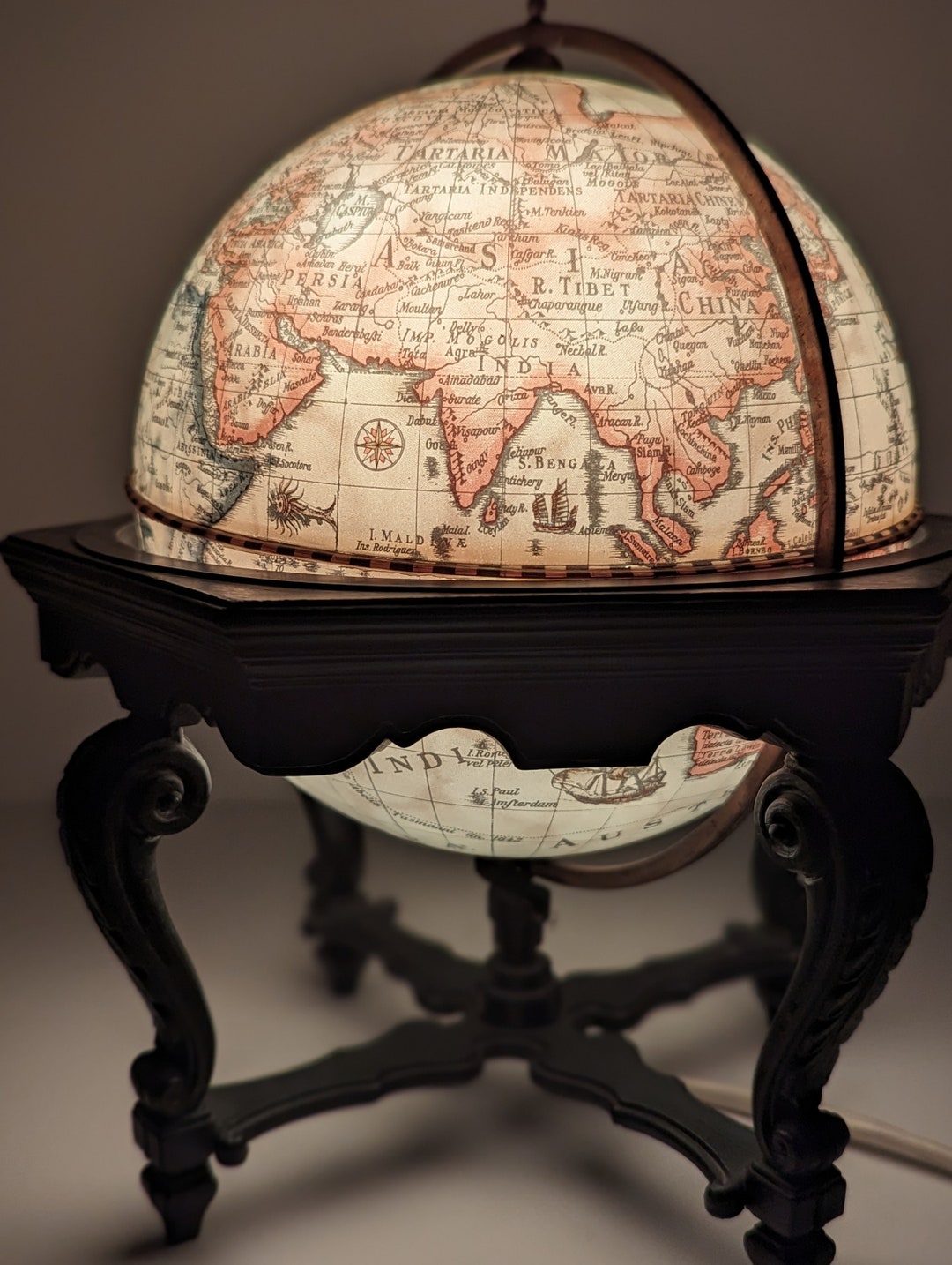 Vintage Globe Lamp, Tabletop Old World Globe Map Light, Geography Lover ...