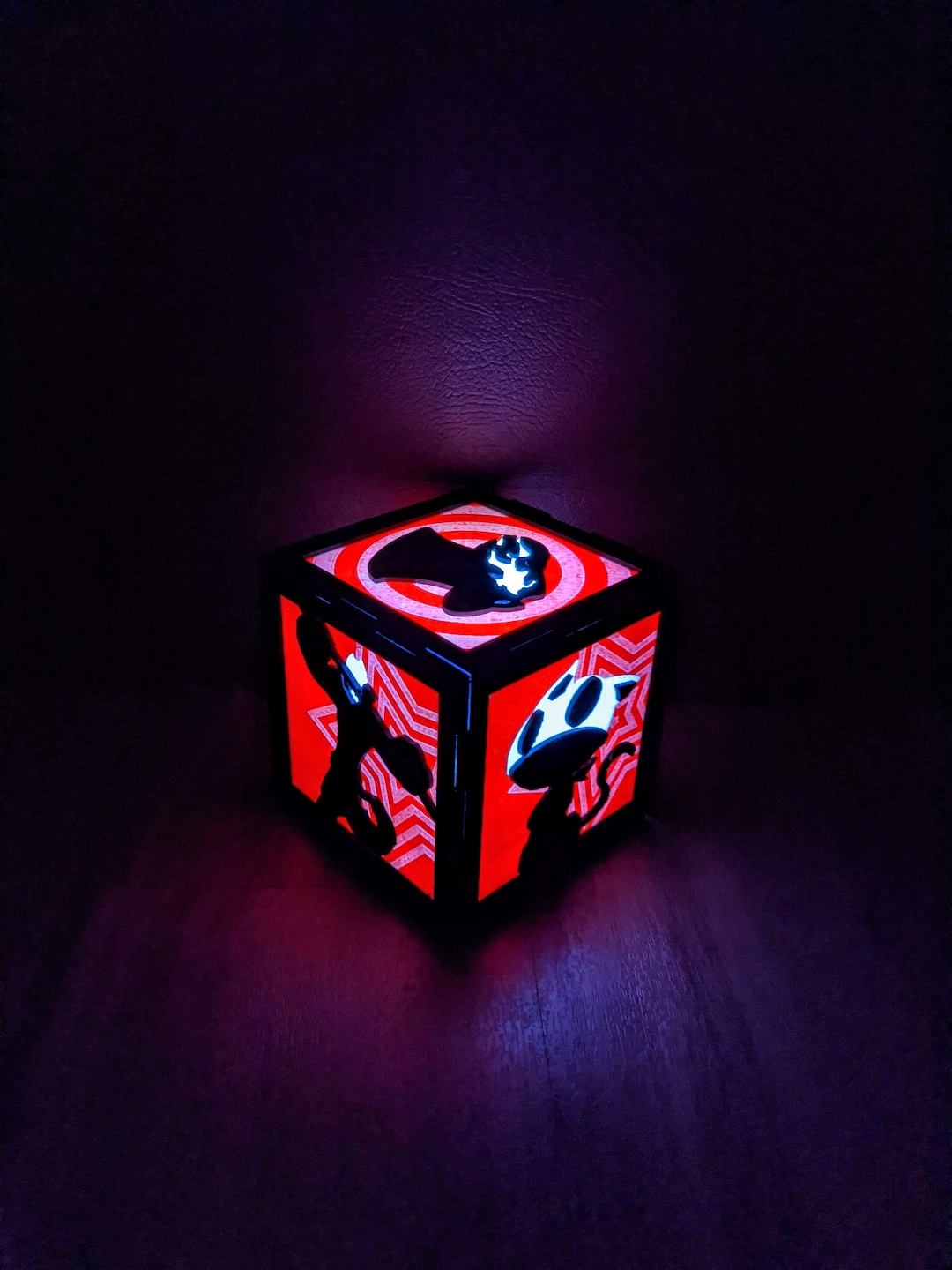 Persona 5 LED Lantern Night Light Box - Customized Character Panels ...