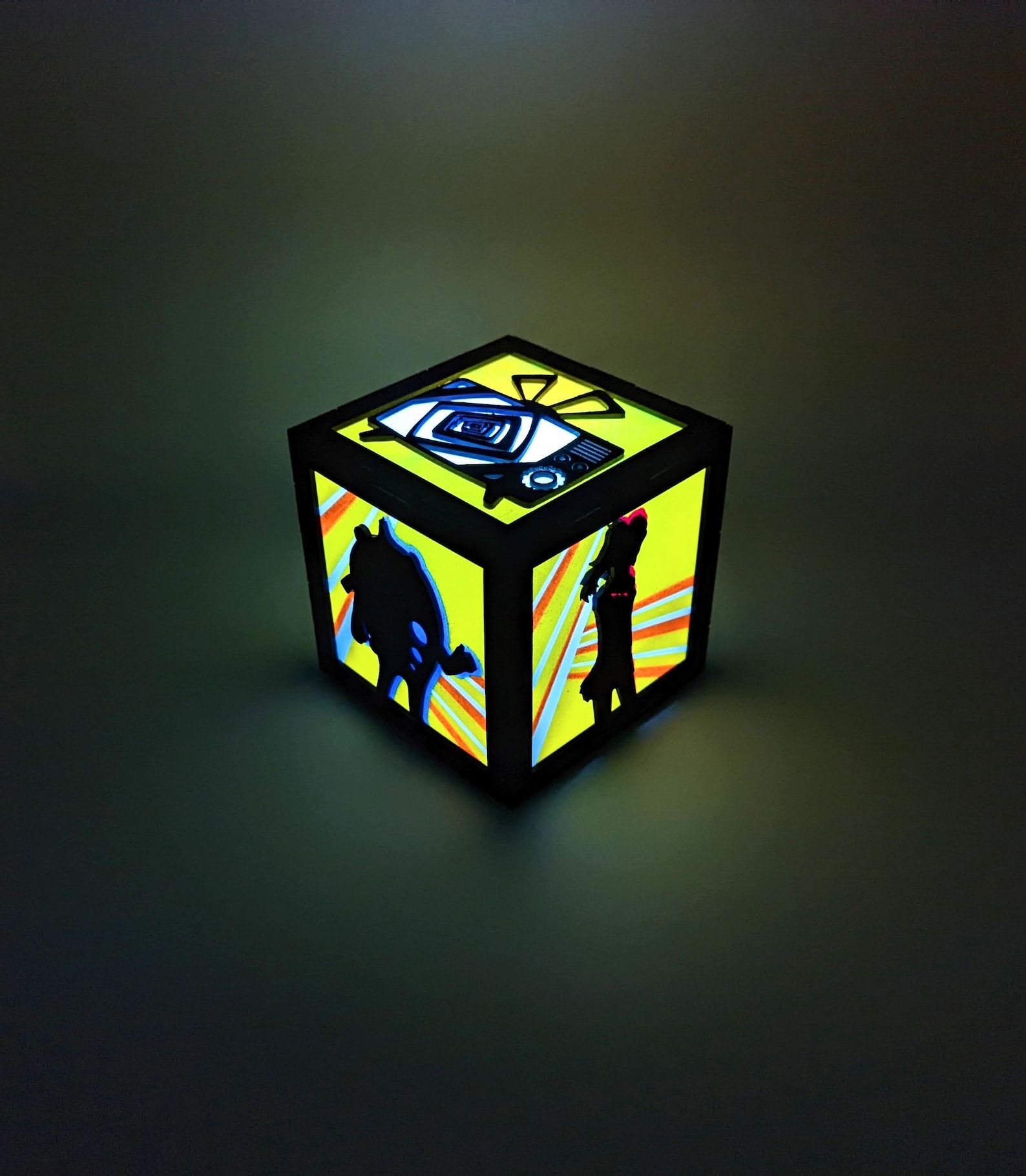 Persona 4 LED Lantern Light Box - Customized Character Panels With Yu ...