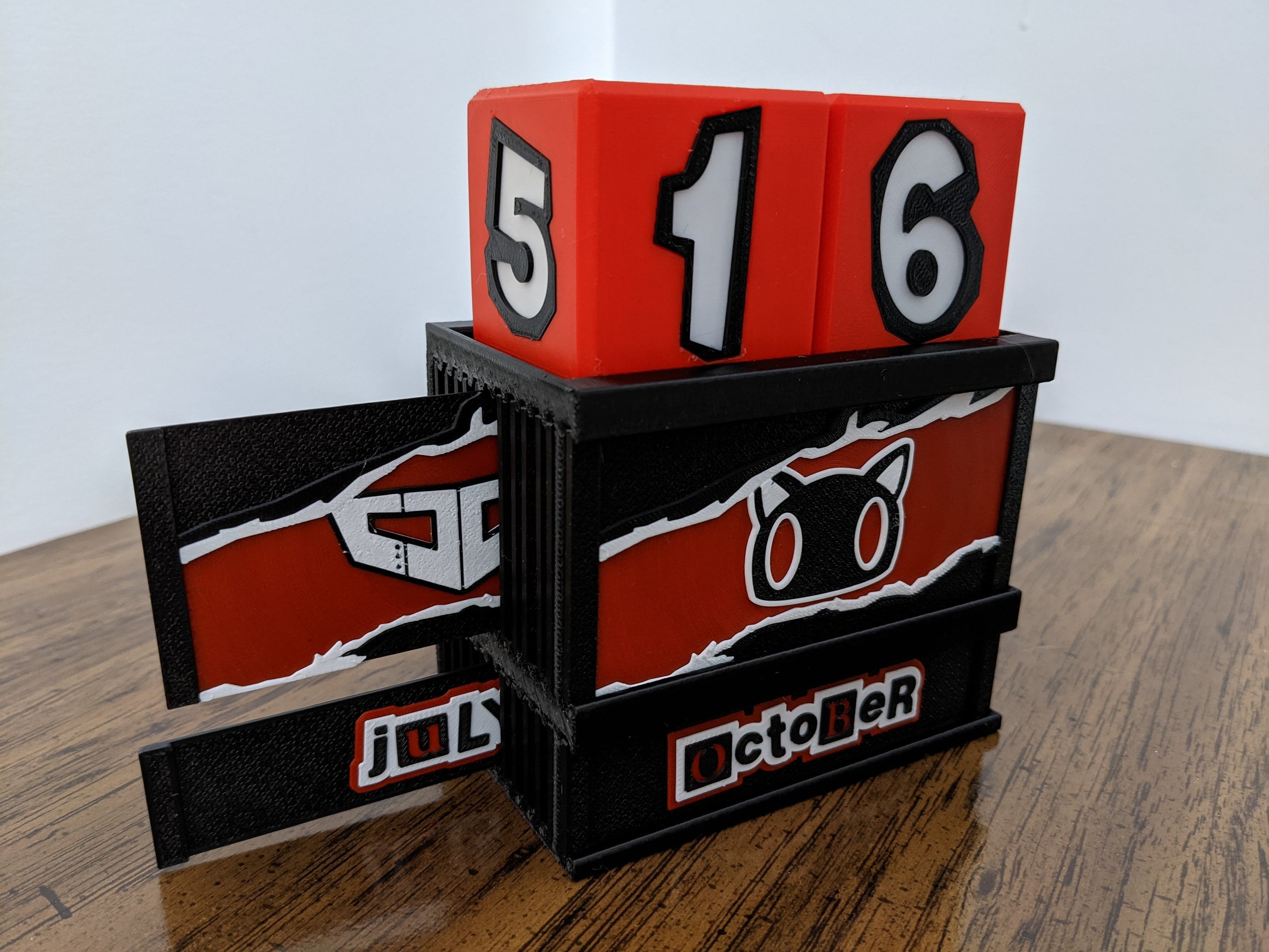 Persona 5 Desk Calendar Interchangeable Character Panels - Etsy