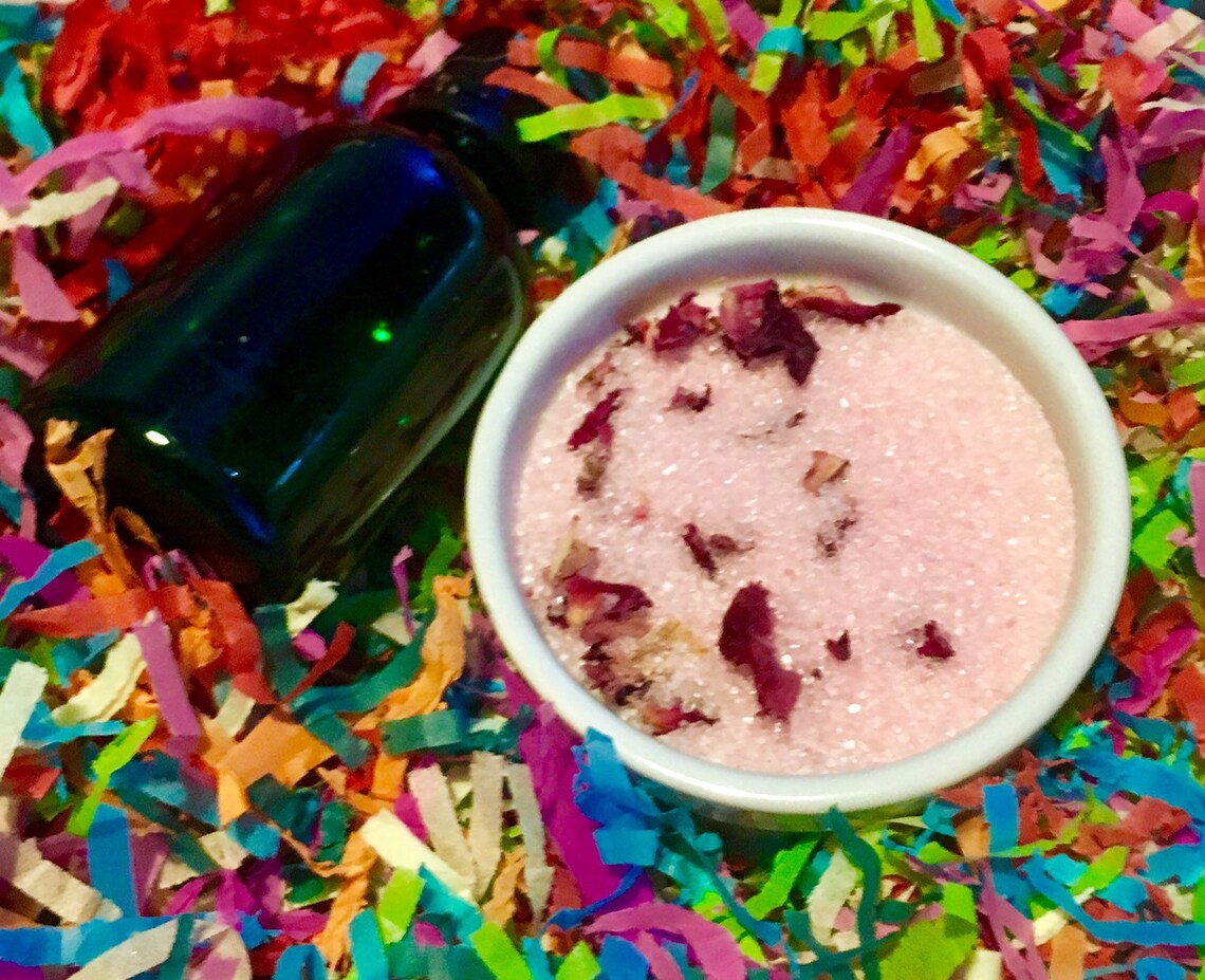 Rose Scented Bath Salts With Dried Rose Petals - Etsy