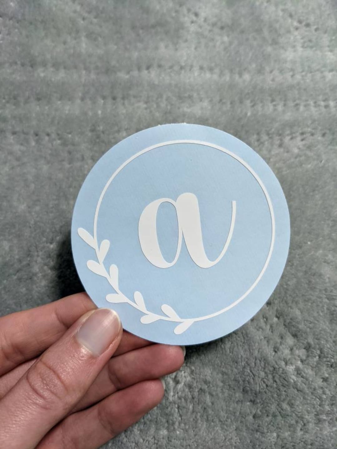 Circle Leaf Monogram Vinyl Decal | Bridesmaid Gift - Etsy