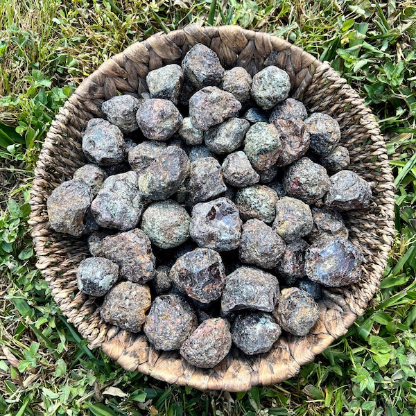 Large Garnet - Etsy