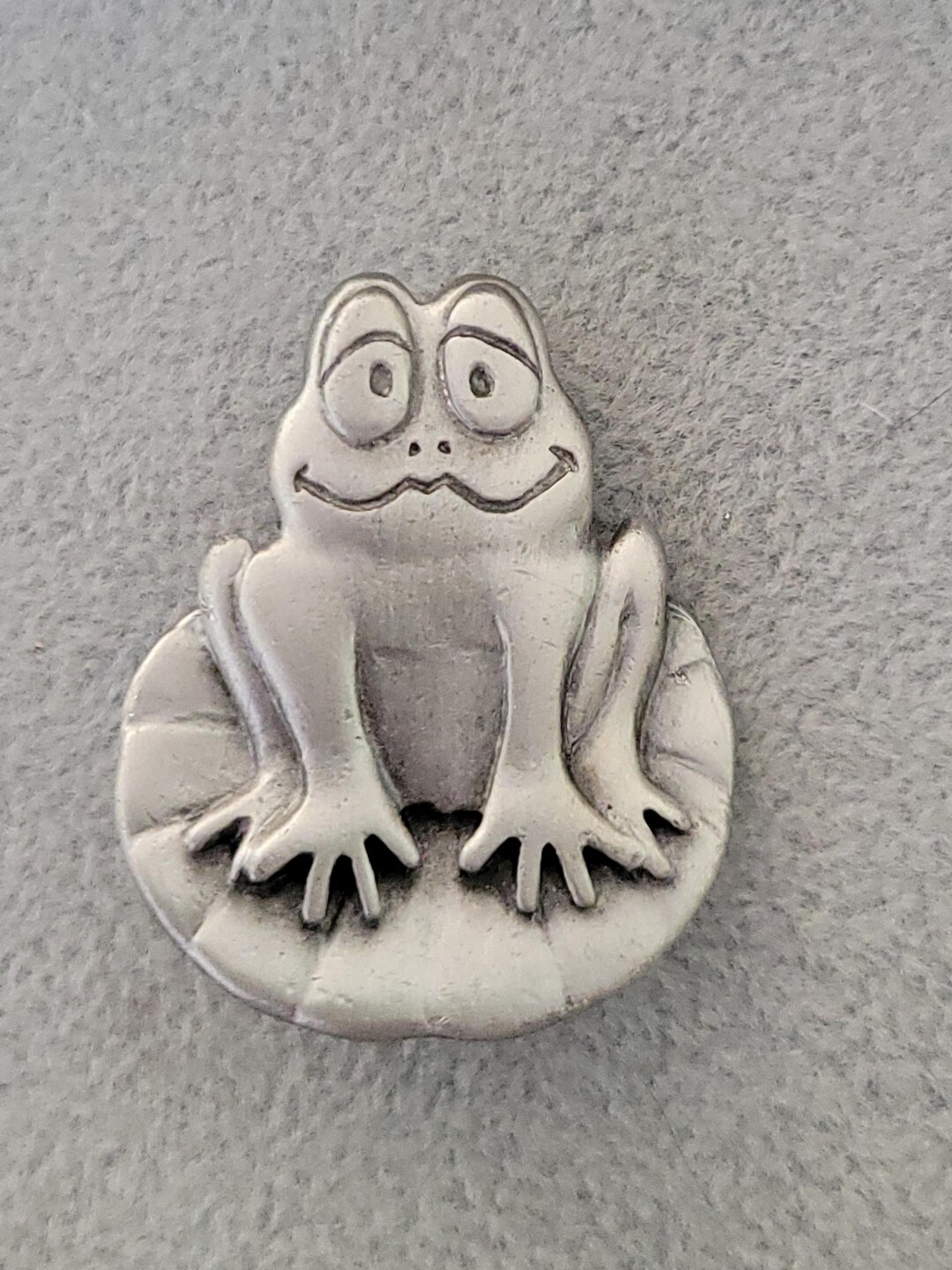 J. DYLAN Pewter Frog Pin Brooch 1.25 X 1.5 Inch - Etsy