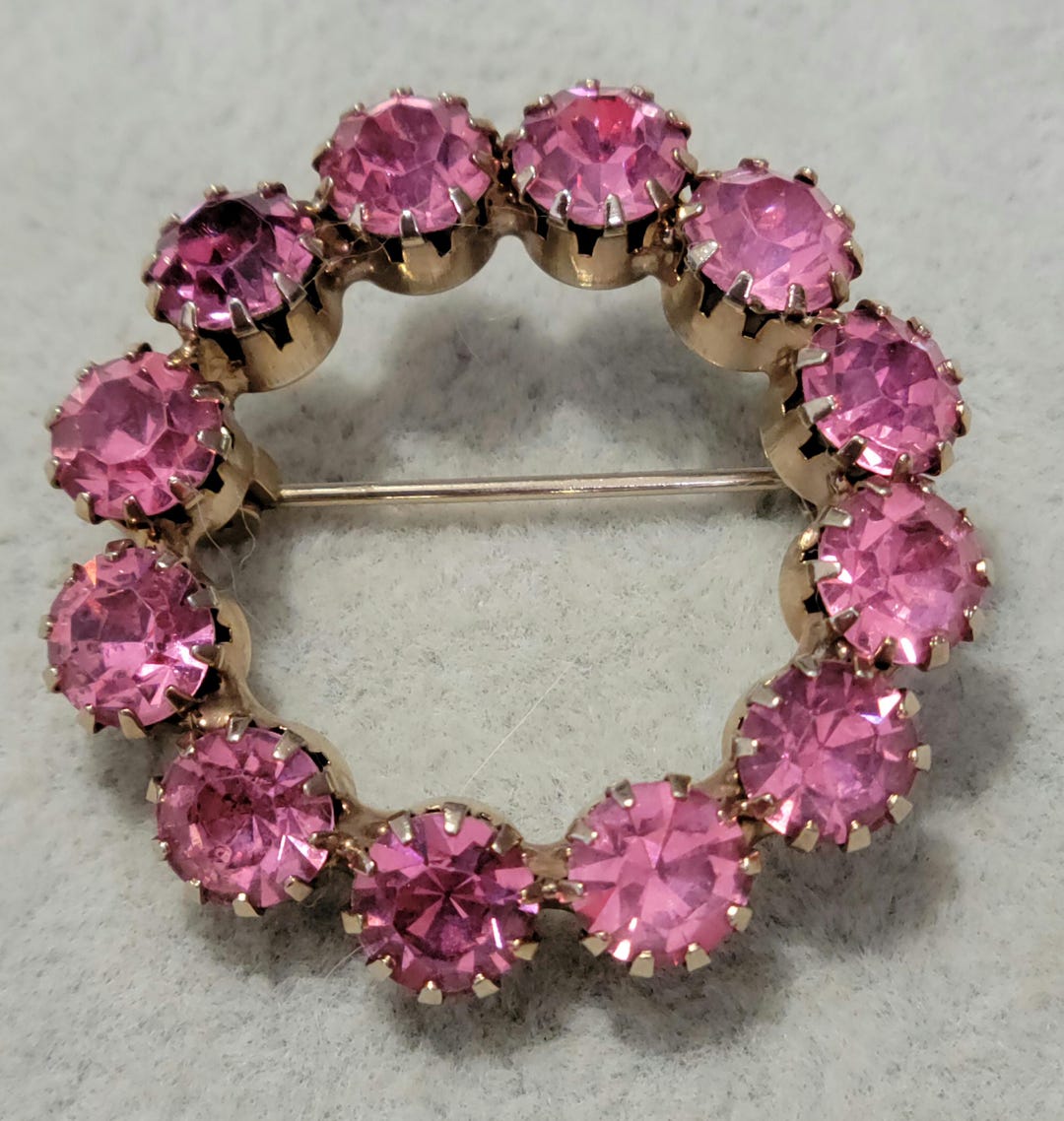 1.25 Inch Circle Gold Tone With Pink Rhinestones Brooch Pin - Etsy