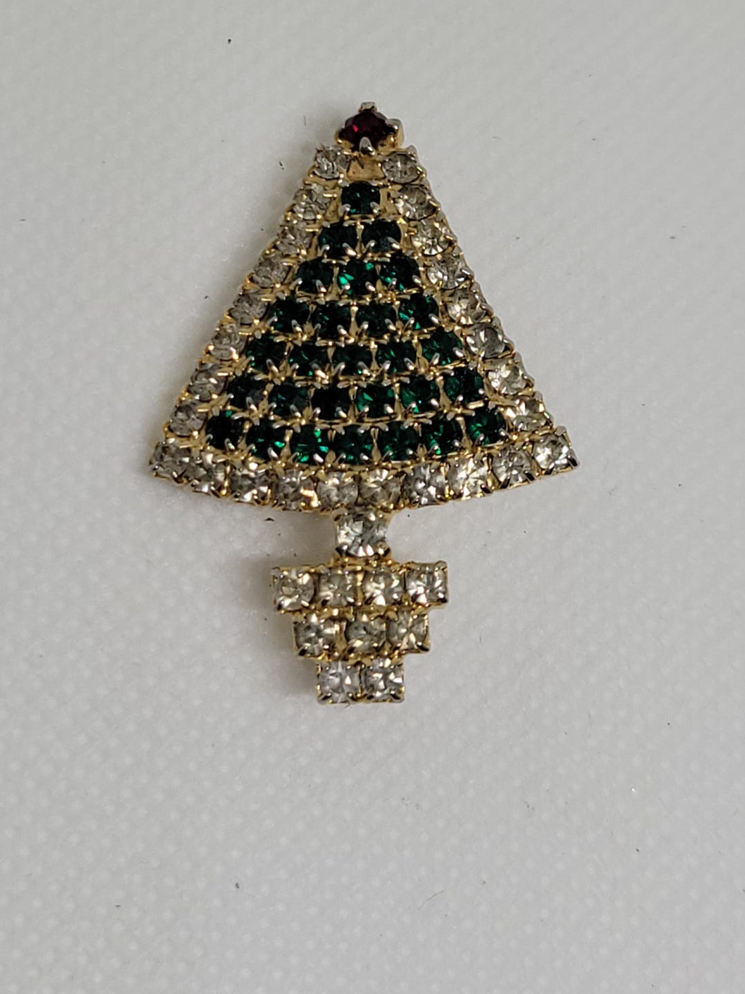 Small Gold Tone Rhinestone Christmas Holiday Tree Brooch Pin Unsigned 1 ...