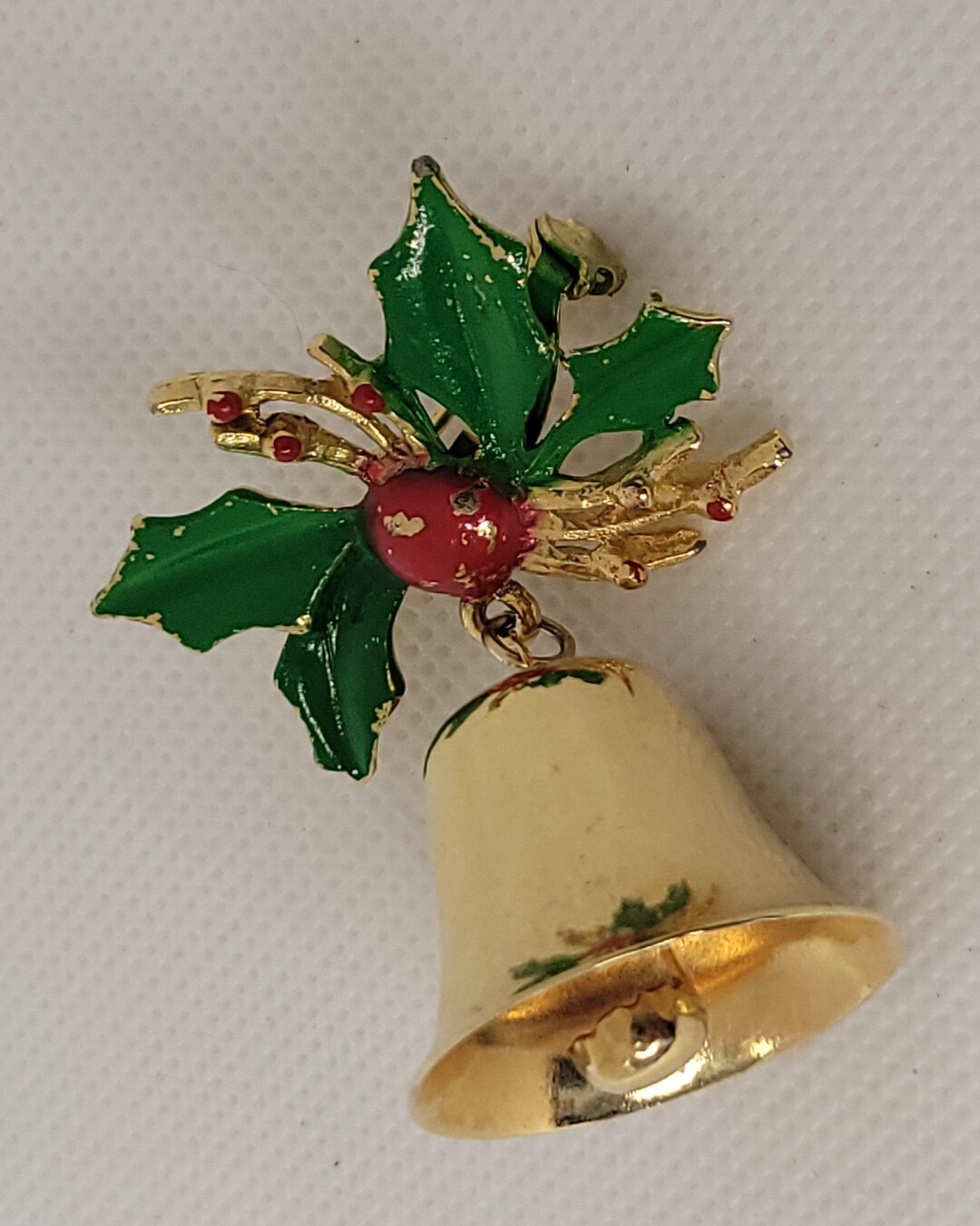 Vintage Gold Tone Chipped Enamel Holly Jingle Bell Christmas Holiday ...