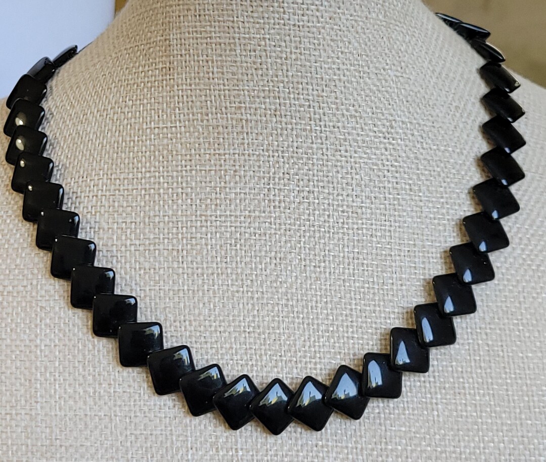 Vtg 17 Inch Crown Tifari Black Overlapping Flat Square Bead Necklace ...