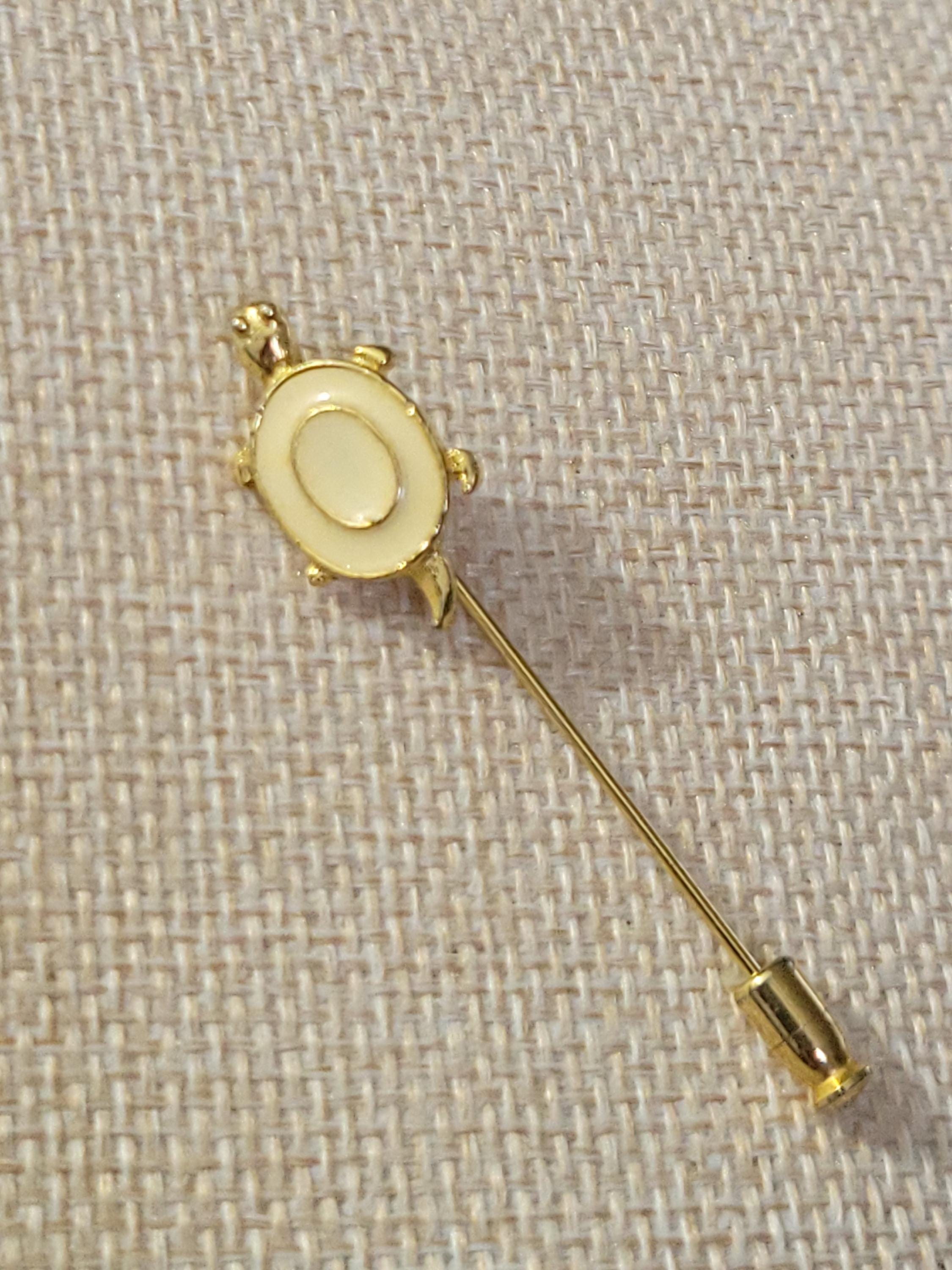 Vintage Gold Tone off White Enamel Turtle Scarf Stick Lapel Pin .5 X 2. ...