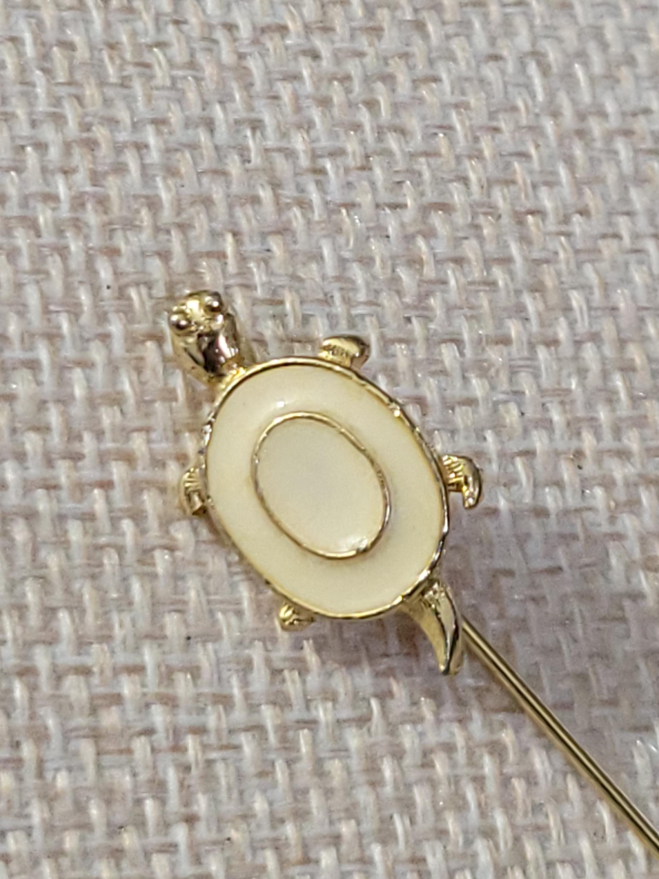 Vintage Gold Tone off White Enamel Turtle Scarf Stick Lapel Pin .5 X 2. ...