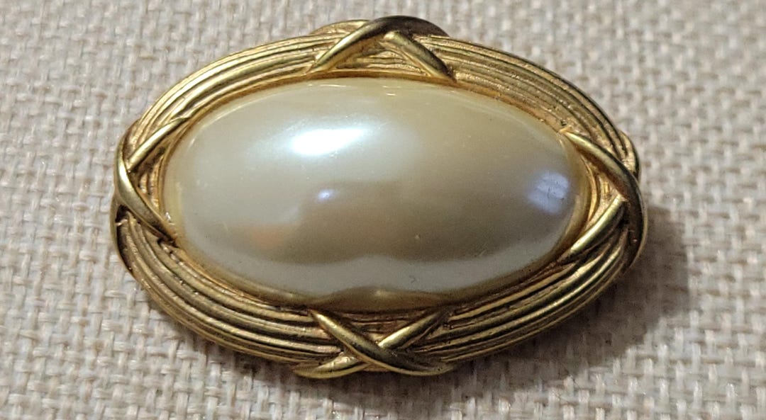 Brushed Gold Tone Iridescent Faux Pearl Cabochon Pin Brooch 1.25 X 1.75 ...