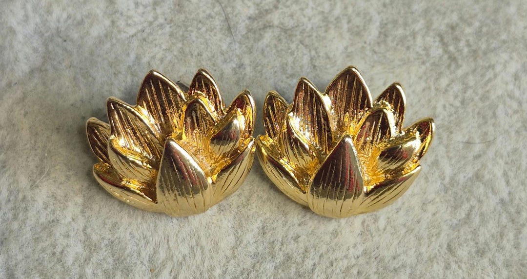 Multilana Museum Jewelry Gold Plated Pierced Post Blooming Lotus ...
