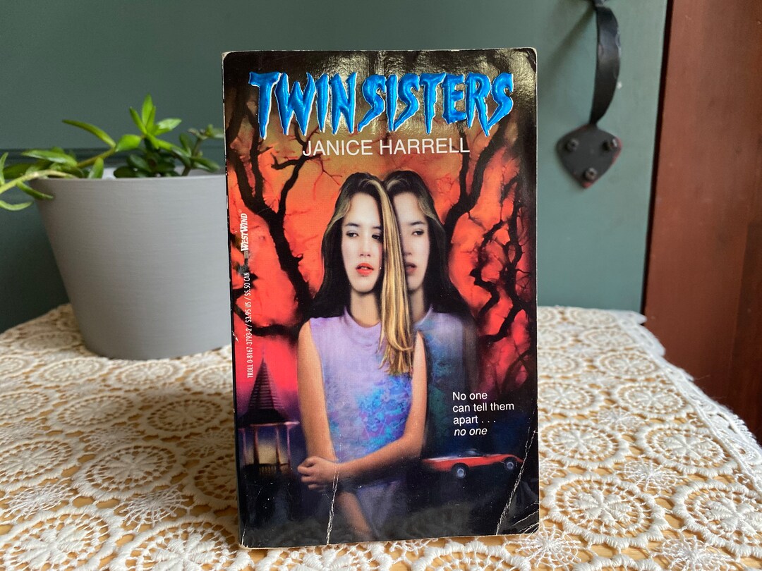 Twin Sisters by Janice Harrell YA Horror | Jr. Teen Horror Paperback ...