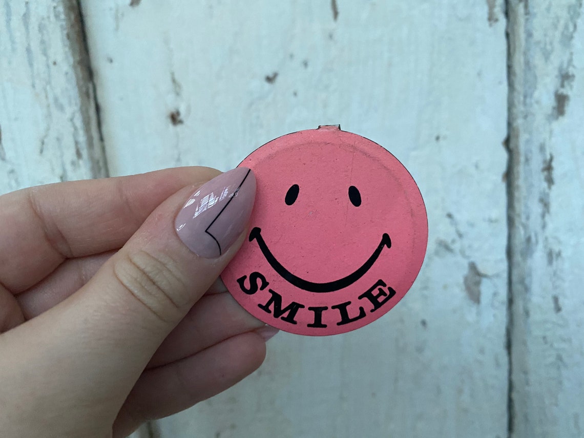 SMILE Pink Smiley Face Fold-tab Tin Thin Metal Badge Button - Etsy UK