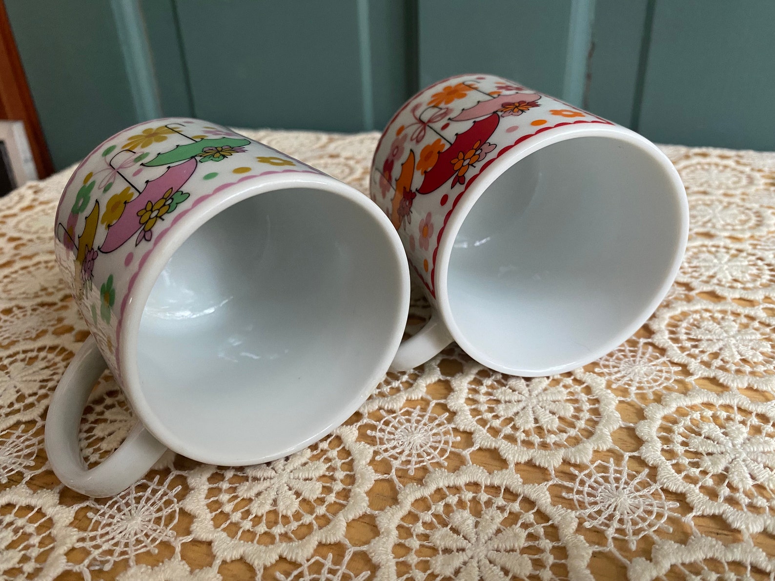 Two Cute Vintage Groovy Flower Mugs Colorful Floral Umbrella Design ...