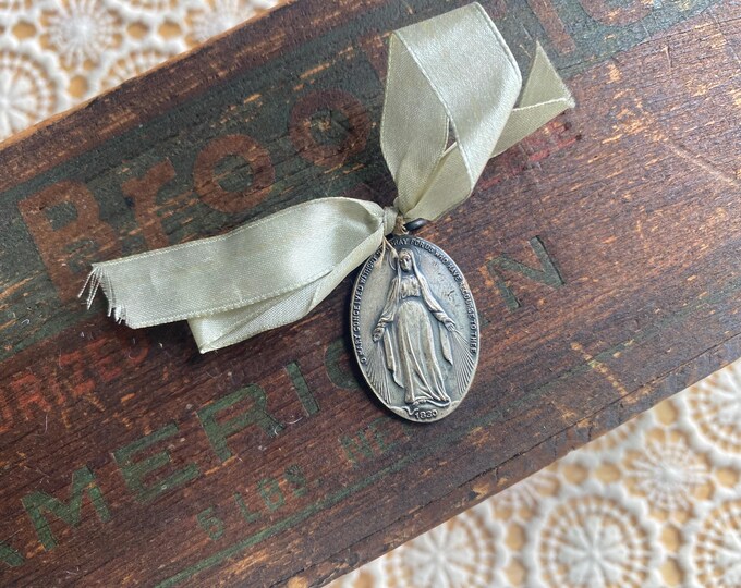 Vintage Creed Sterling Silver Saint Mildred Medal Catholic Religious ...