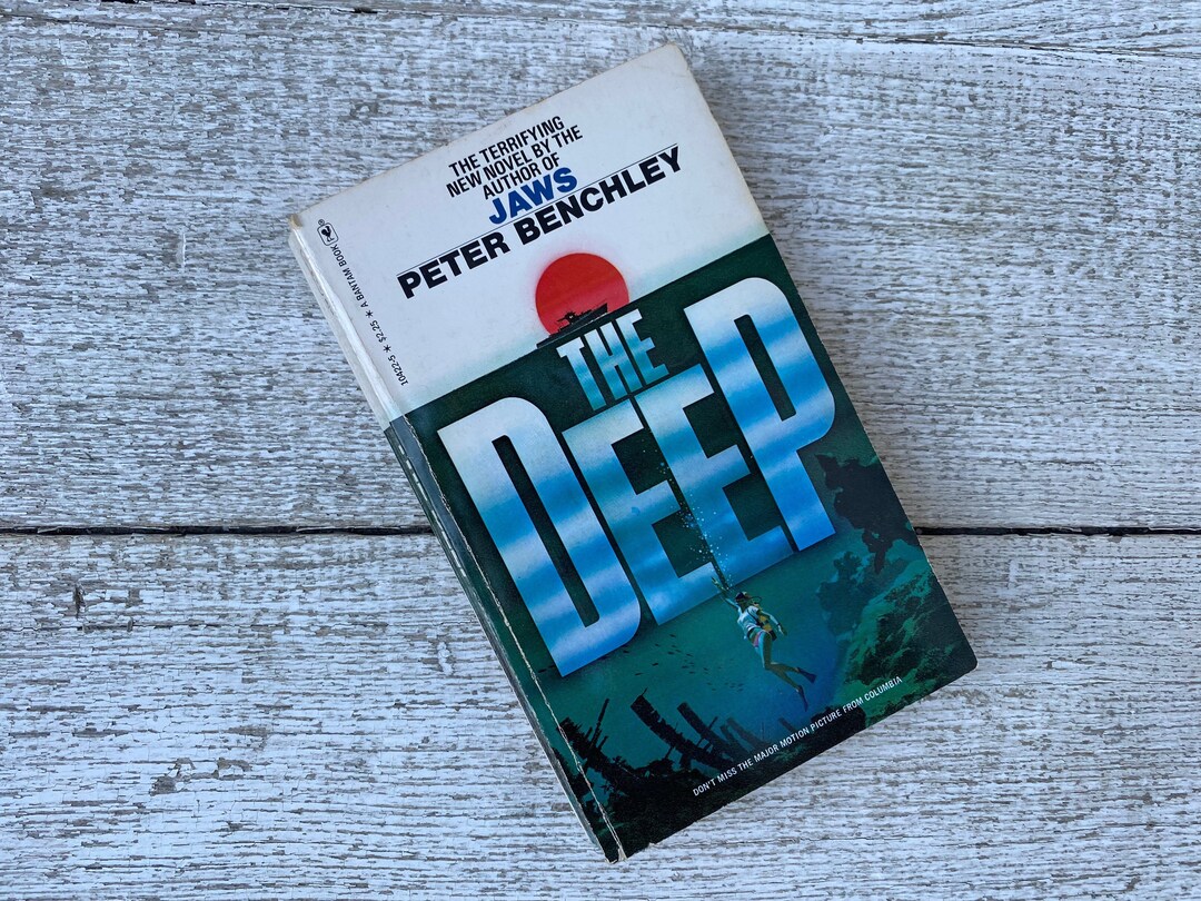 The Deep by Peter Benchley 1970s Bantam Books | Horror Paperback ...