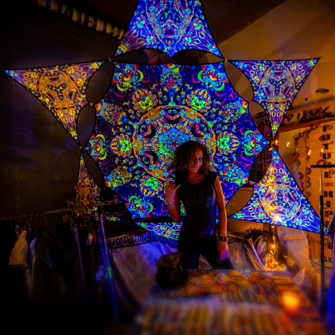 Ceiling Decoration Hexagon and 6 Triangles Psychedelic Uv-reactive ...