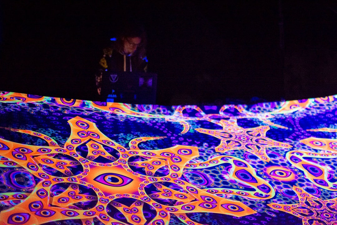 Trippy Tapestry Abracadabra Colorful UV Backdrop XL Dark Tapestry ...
