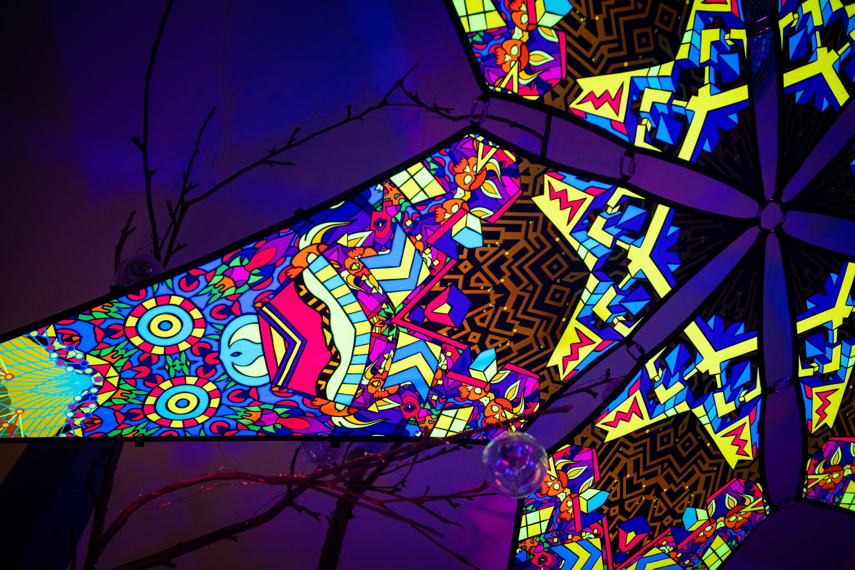 Ceiling Decoration - Psychedelic Uv-reactive Canopy – 6 Petals Set ...
