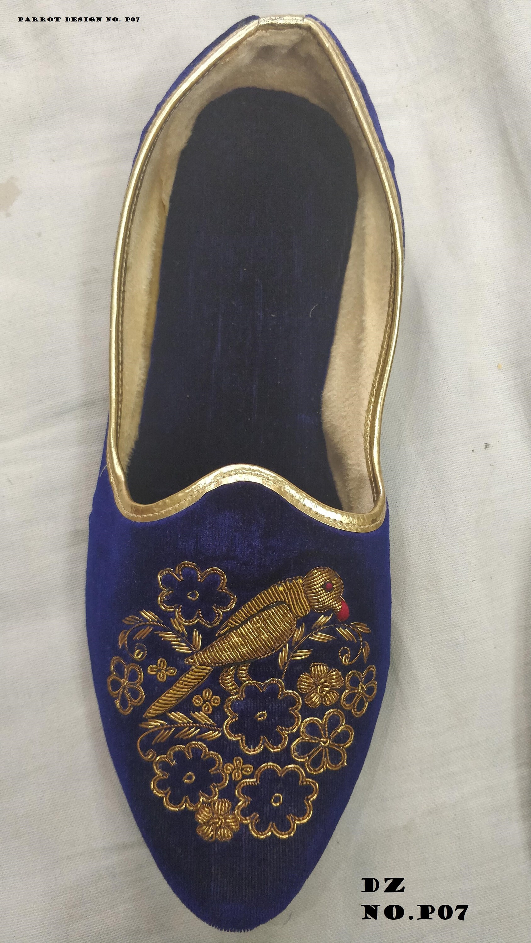 Custom Made Mojari for Men With Hand-made Zardozi Work - Etsy