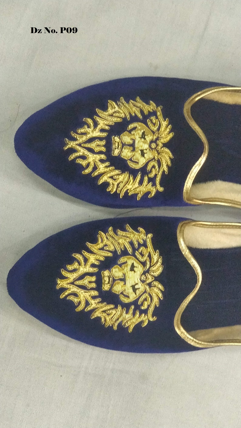 Custom Made Mojari for Men With Hand-made Zardozi Work - Etsy