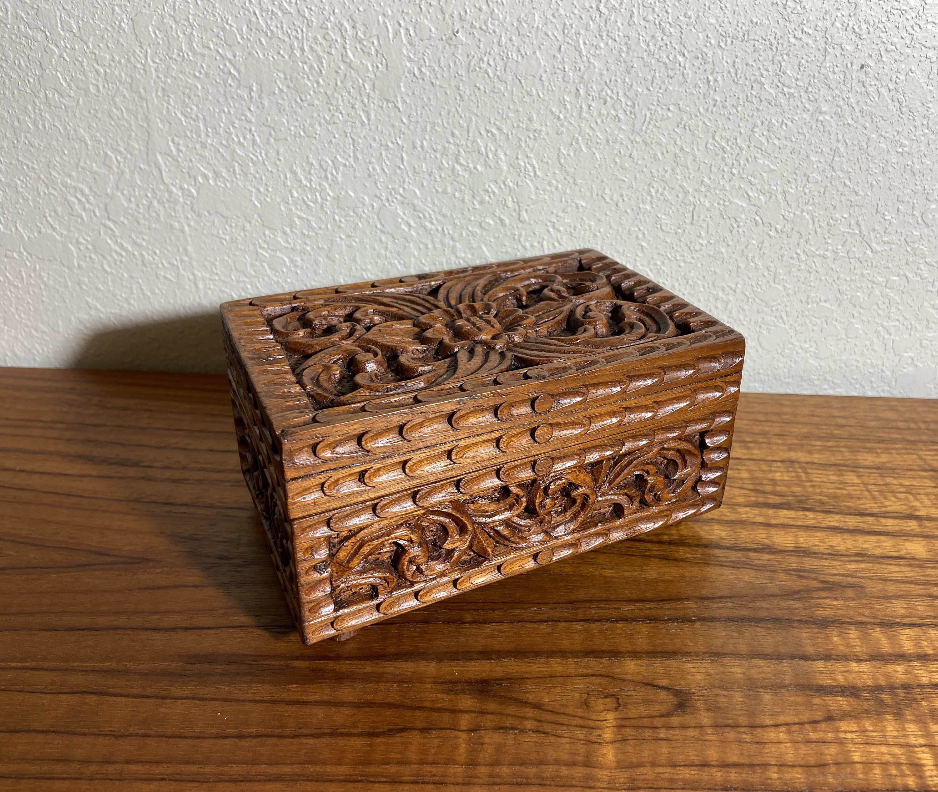 Vintage Deeply Hand Carved Wood Hinged Lidded Box From India - Etsy