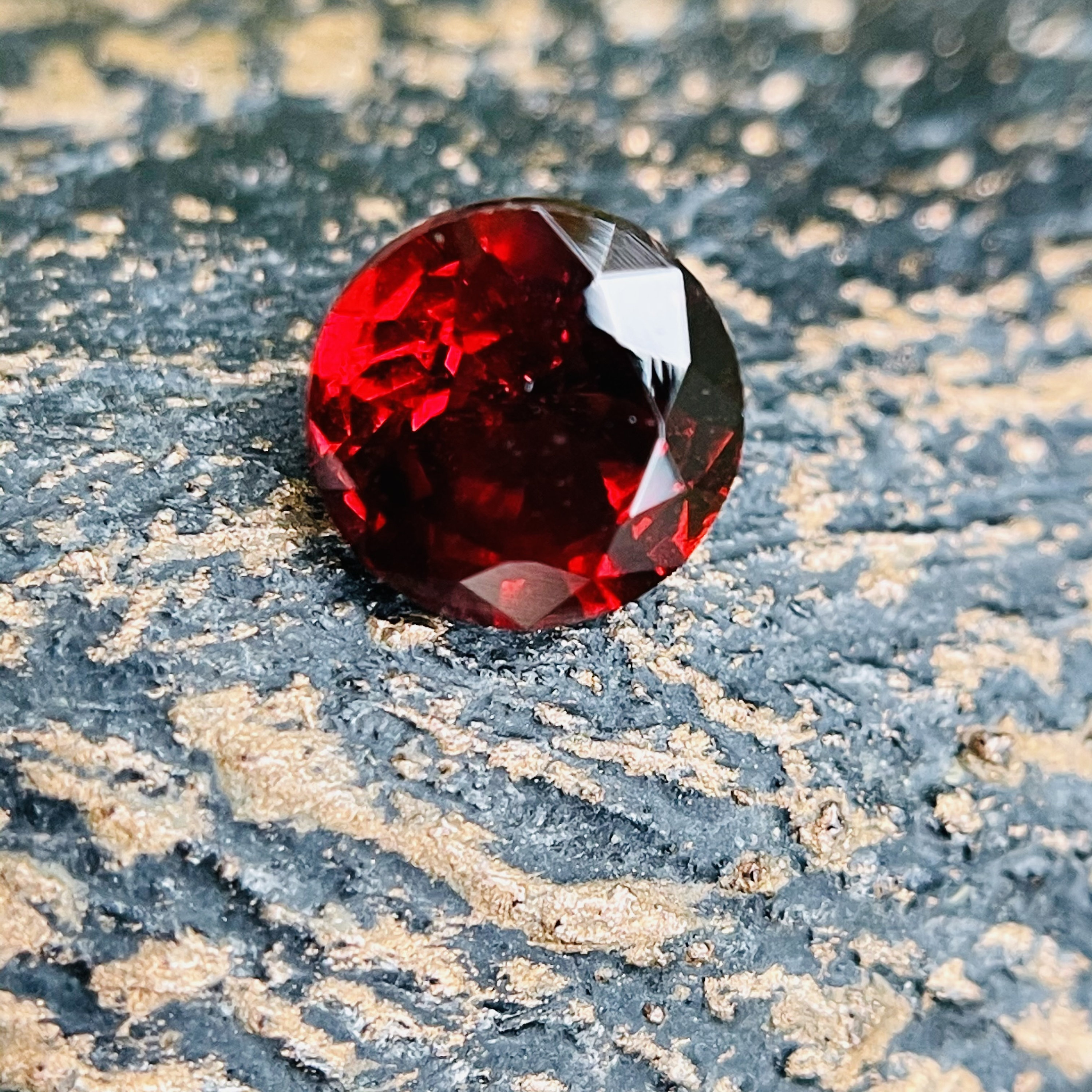 Espinela roja redonda piedra preciosa espinela natural | Etsy