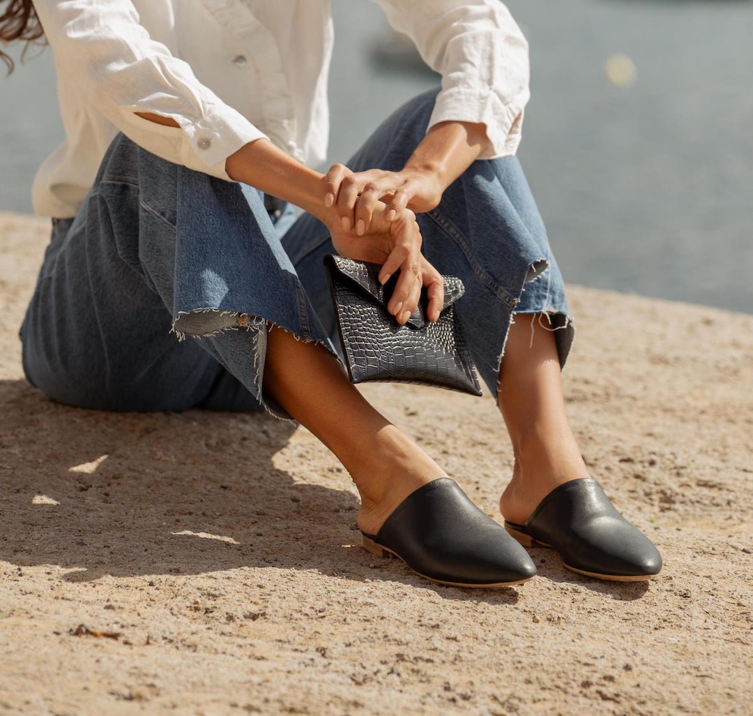 Classic Natural Full Grain Black Leather Mules, Gift for Her, Boho ...