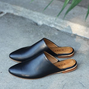 Classic Natural Full Grain Black Leather Mules, Gift for Her, Boho ...